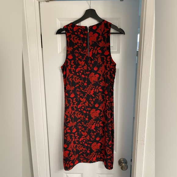 Simons | Dresses | Simons Contemporaine Floral Dress | Poshmark